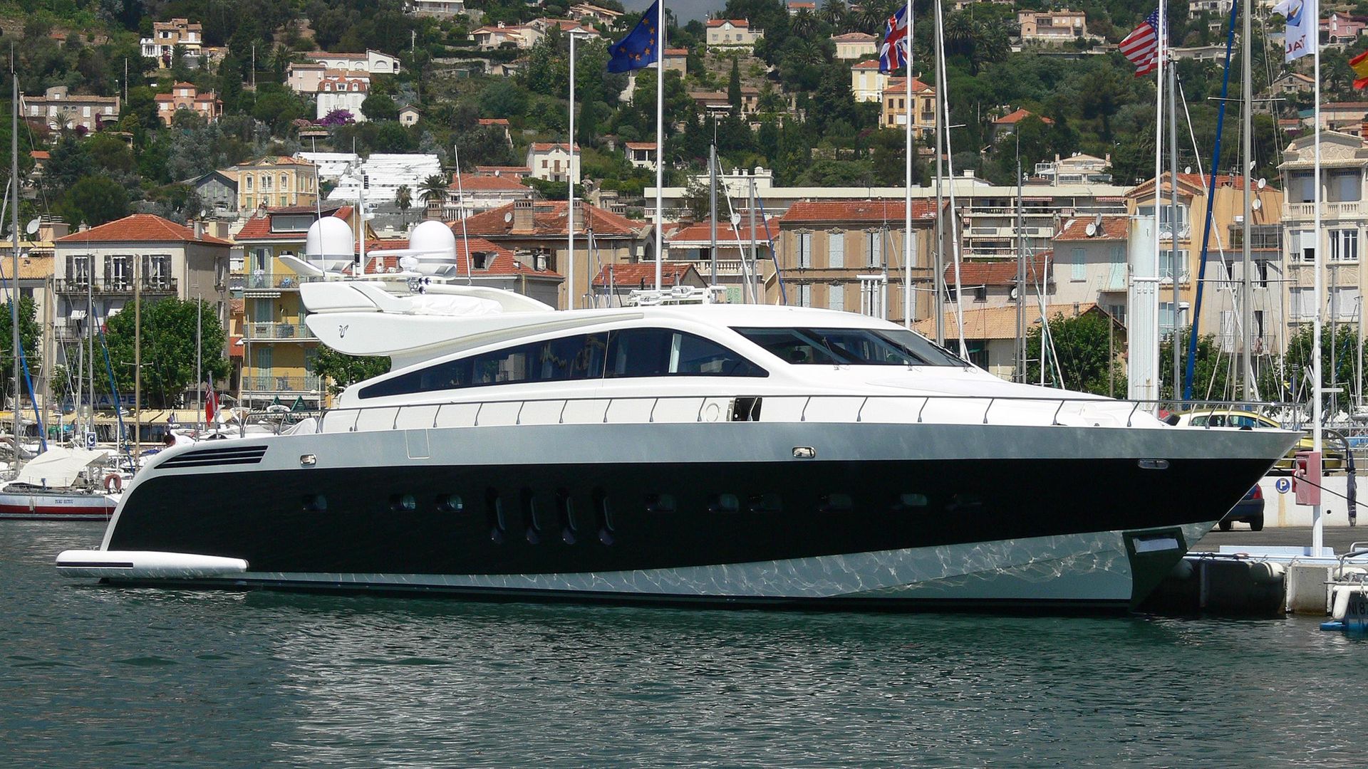 VENTURE yacht (Leopard Yachts, 30.5m, 2007)